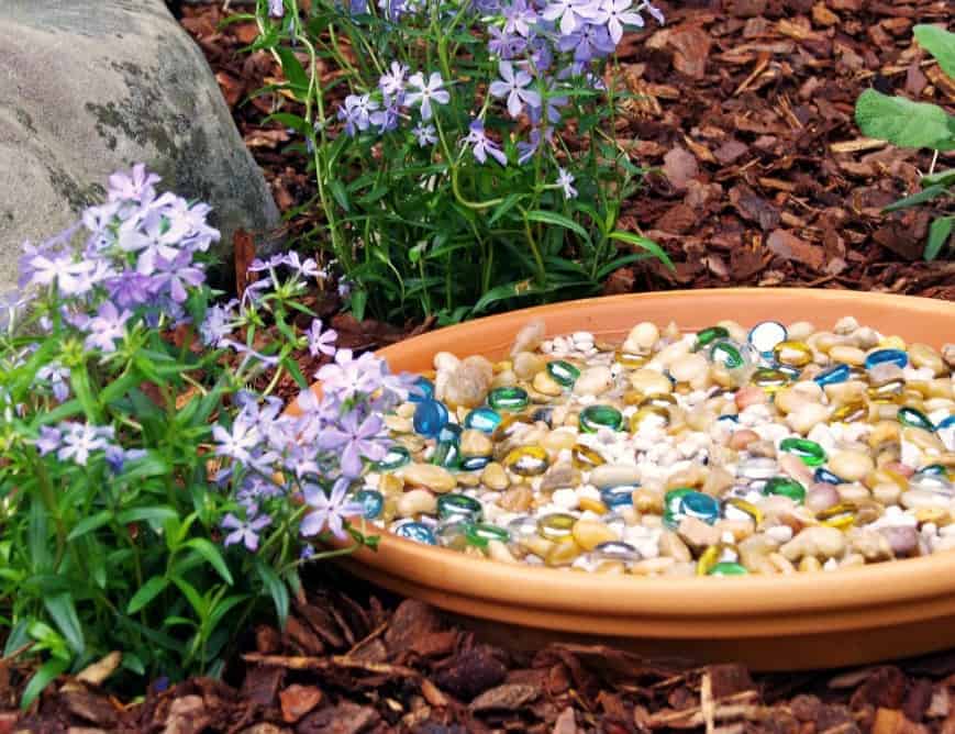 DIY Bee Watering Station | Turning The Clock Back
