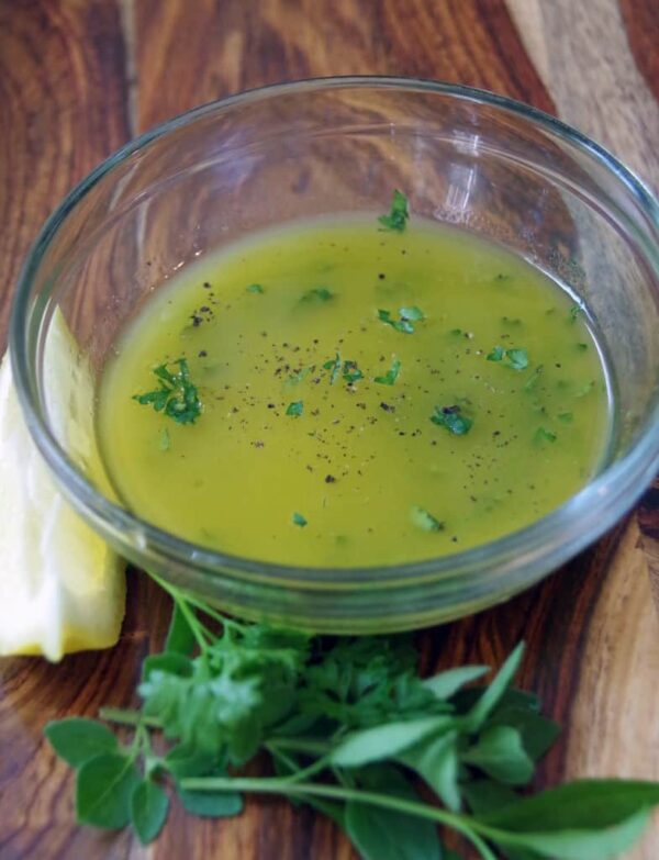 Tarragon Vinegar Recipe and 5 Other Uses for Tarragon