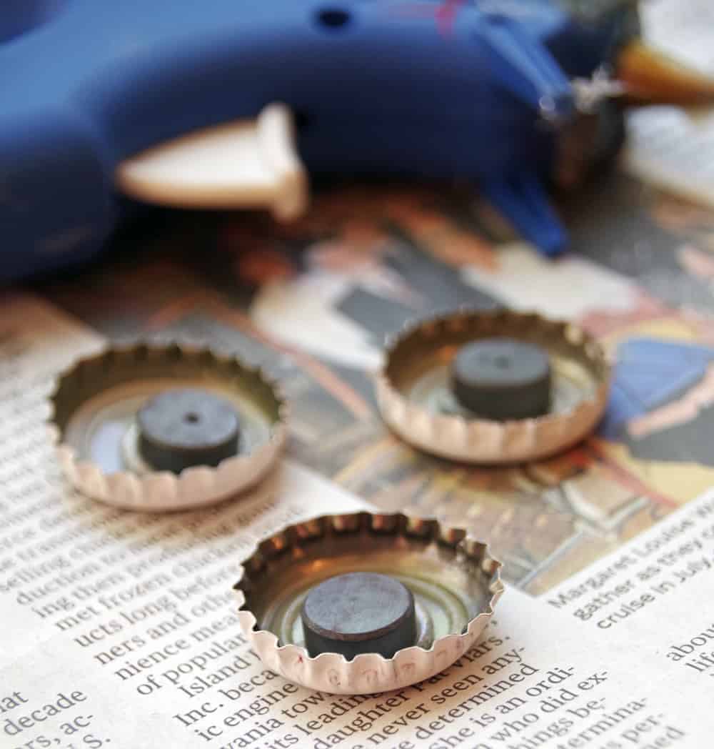 Easy Rainbow Craft Bottle Cap Rainbow Magnets