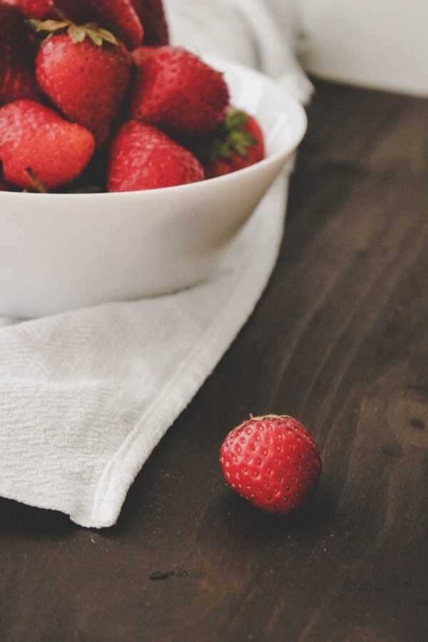 Fresh Strawberry Topping Recipe - Turning the Clock Back